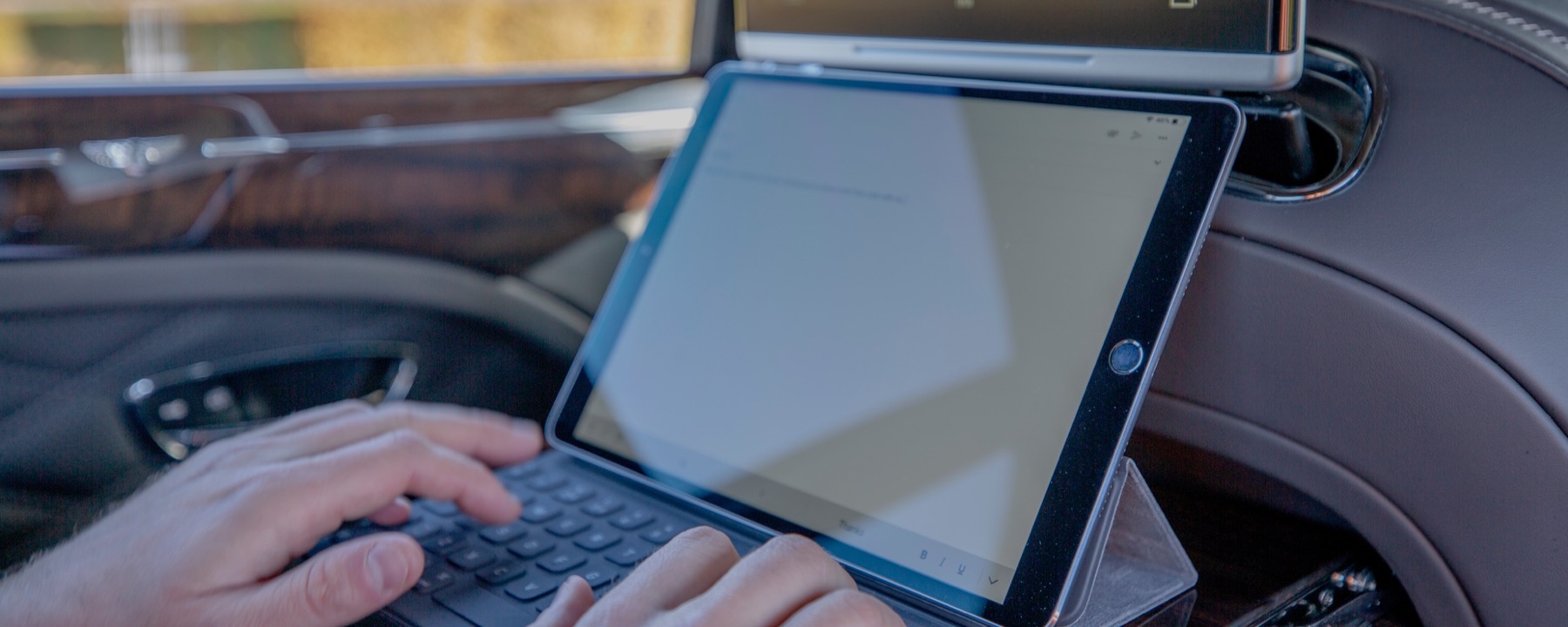 Staying Connected in Your Bentley - Bentley Rancho Mirage Blog